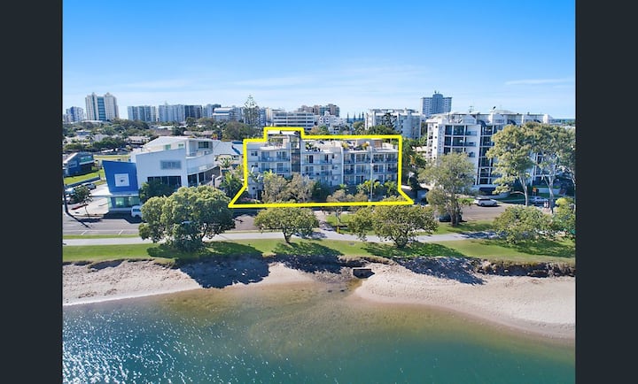 Modern Unit Walk To Beach Mooloolaba Opp Canal - Mooloolaba