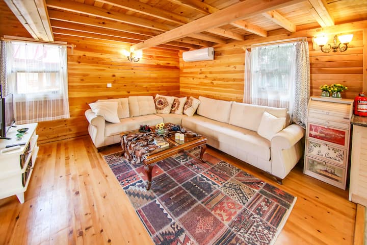 Mustakil Bungalow 2
Fethiye ÖLüdeniz Hisaronu - Ölüdeniz