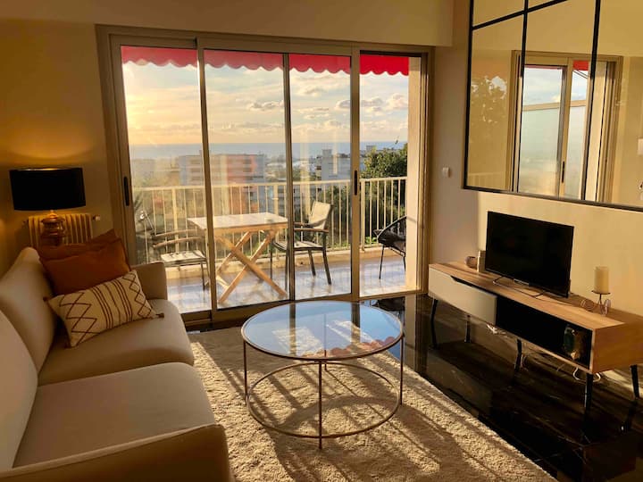 Beau Cocon 2p Vue Mer, Piscine Et Parking - Juan-les-Pins