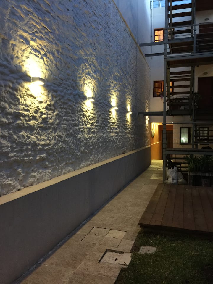 Excelente Ubicación, 2 Dormitorios, 2 Baños - Montevideo