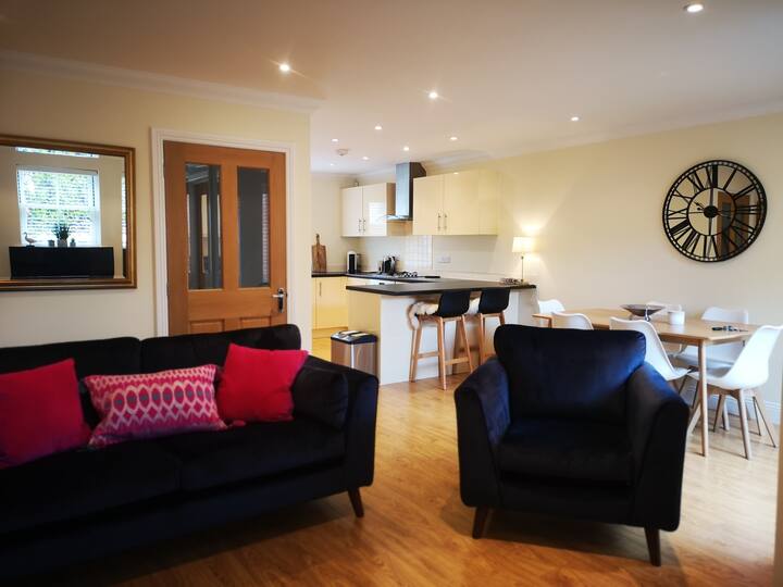 'Priory View' Cottage, 4 Minutes To Walk To River - Bournemouth