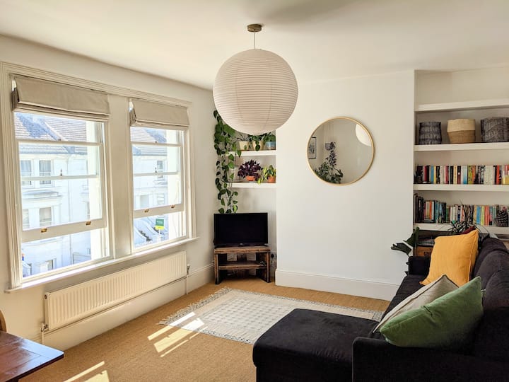Beautiful 1 Bed Victorian Flat In Leafy Hove - West Sussex