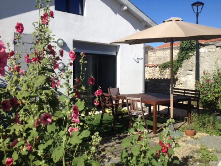 Confortable Petite Maison En Bord De Mer - La Rochelle