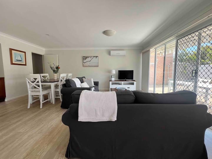 Bougainvillea - Sawtell