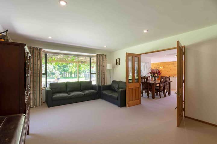 Miranda Farmstay Experience (3 Rooms) - Kaiapoi