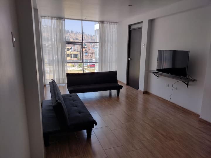 Amplio Departamento Con Hermosa Vista. - Sapallanga