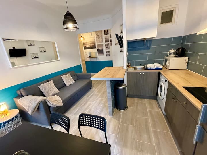 Nice Beau Deux Pièces Centre Ville - Niza