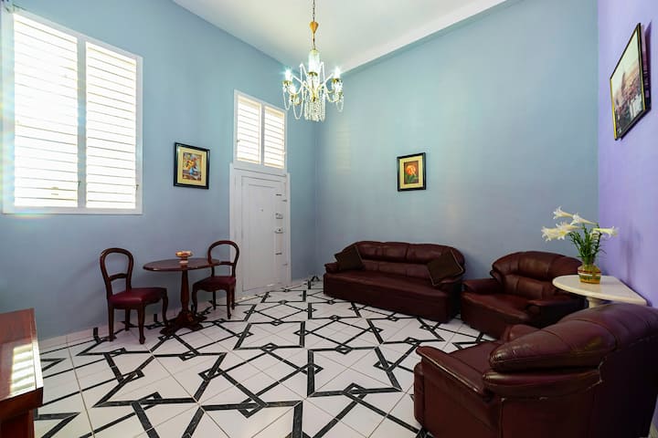 Hostal La Francia - Cuba