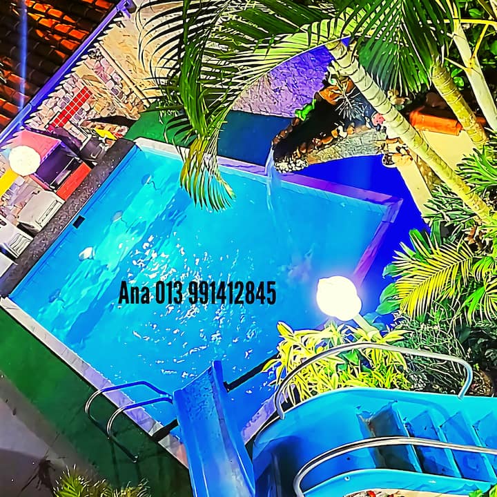 Casa Com Piscina Praia Grande/sp Canto Forte. - Santos