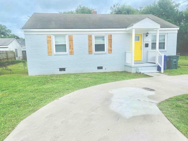 3 Bedroom Brick Rancher In The Heart Of The City - Norfolk, VA