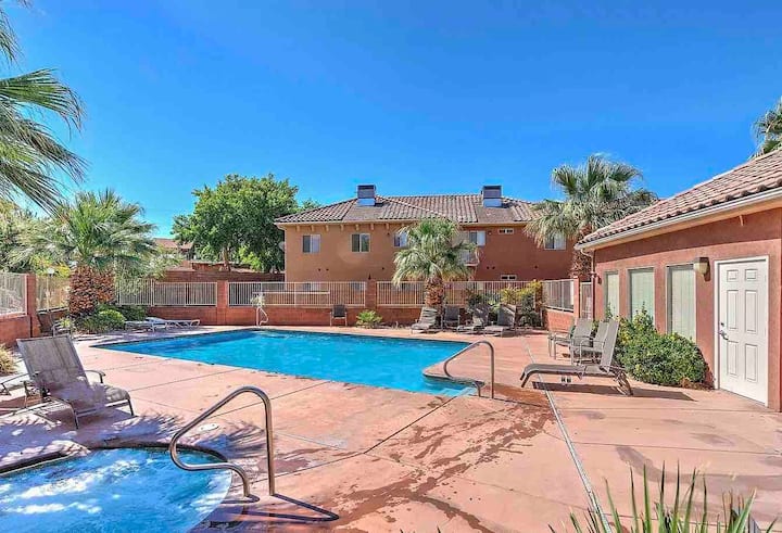 Luxury Condo Wpool Hot Tub Near Zion National Park - Washington, UT