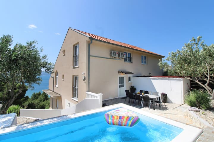 Luxury Apartment Duće With Private Pool - Omiš