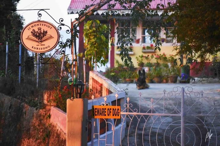 11 Monteviot: Luxury Tea Estate View-azalea Room - Bihar