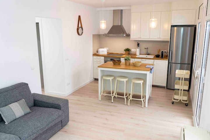 Apartamento Céntrico Y A Solo A 80 M De La Playa - Costa Brava