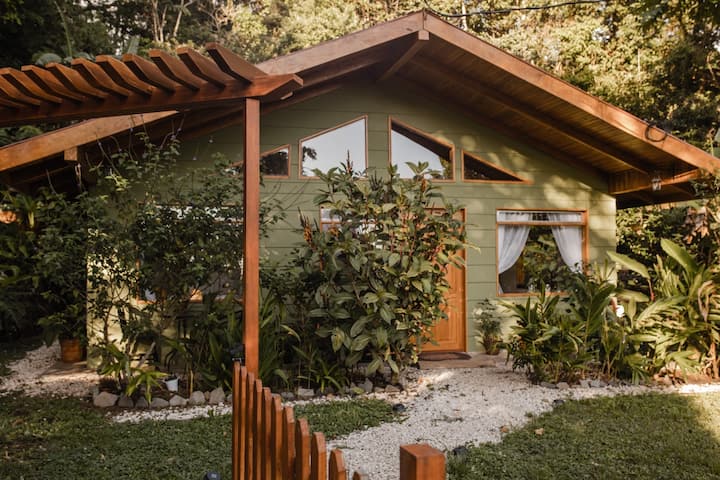 Honeybee Casita *In The Heart Of Monteverde* - Monteverde