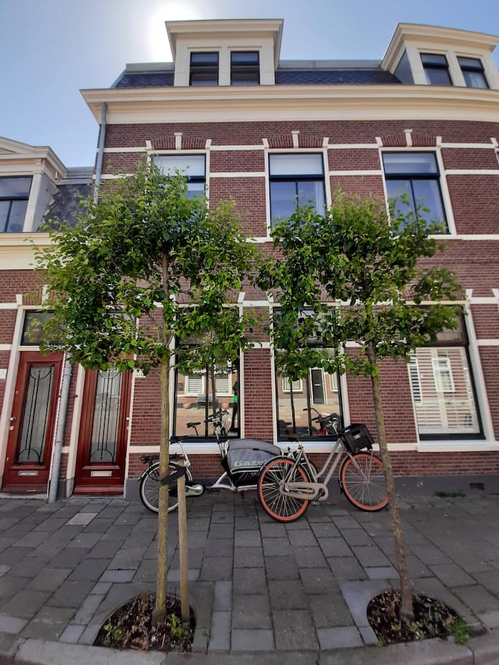 Strandhuis In Oud Scheveningen - The Hague