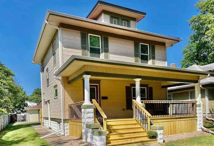 Historic Home Near Downtown 4bd - Pawnee State Recreation Area, Lincoln