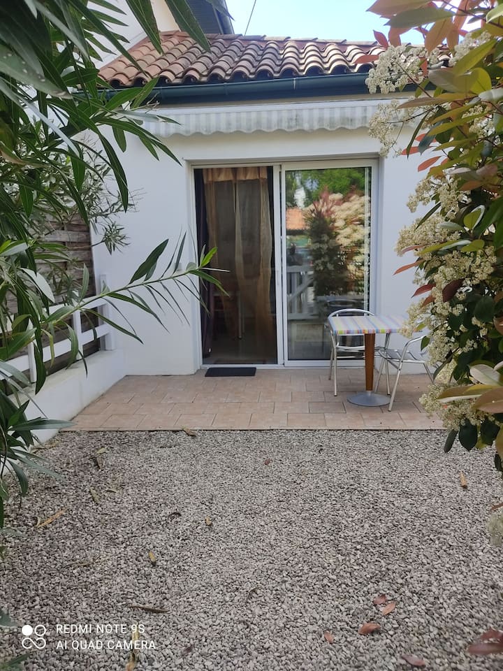 Beau T2 Avec Terrasse Privative - Cambo-les-Bains