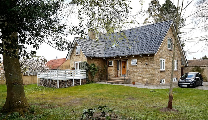 Smuk Villa I Centrum Af Odense - Odense