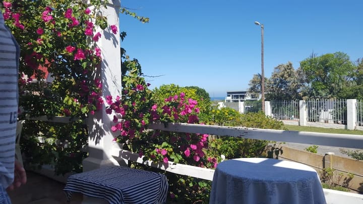 Kleinkrantz Beach Cottage - Wilderness
