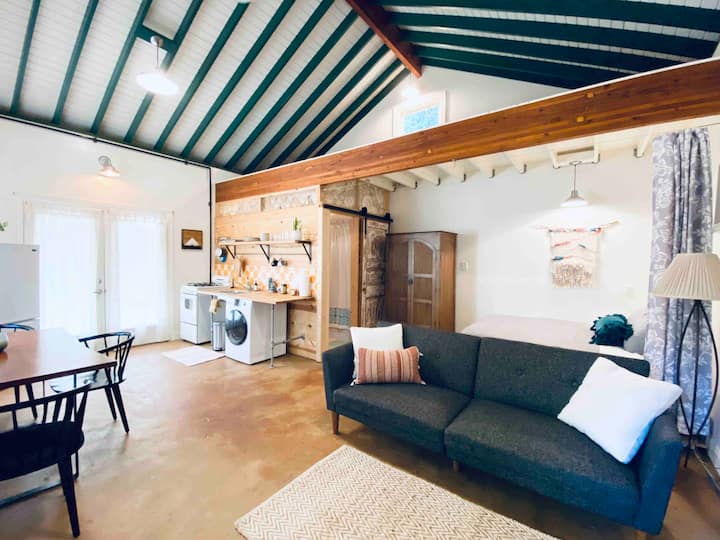 Urban Farm Cottage - Austin, TX
