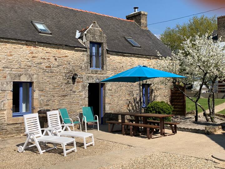 Vine Cottage, Heated Shared Pool - Morbihan