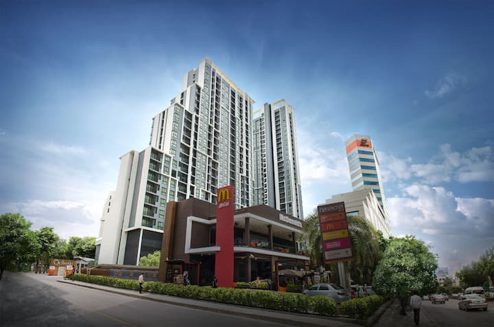 200m From Subway And Mcdonald's,supermarket Fl. 21 - Thailand