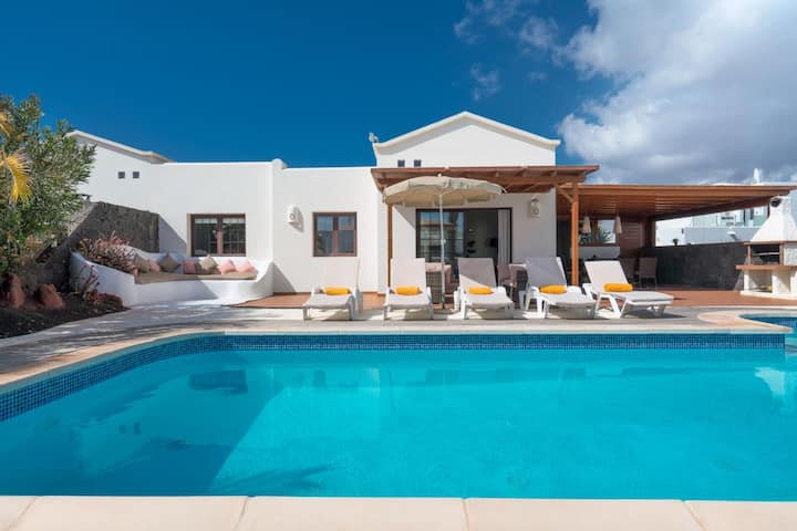 Villa Nueva - Playa Blanca, Espagne