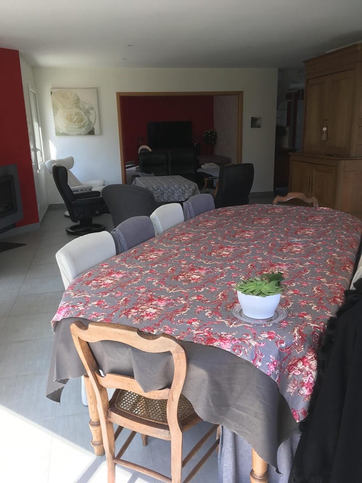 Trés  Grande Chambre Et Salon Spa - Le Mans