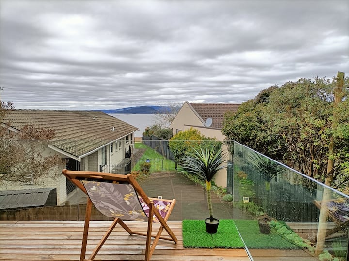 Rotorua Holiday Home - Lake View - Rotorua