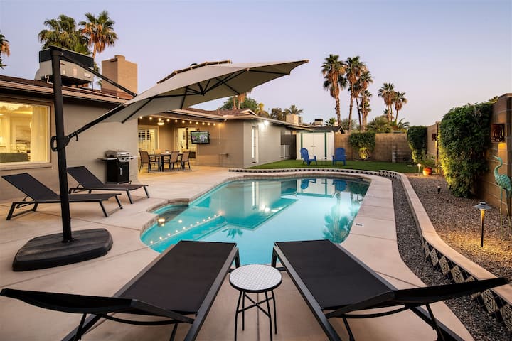 Coastal Charm Oasis - Heated Pool & More - Scottsdale, AZ
