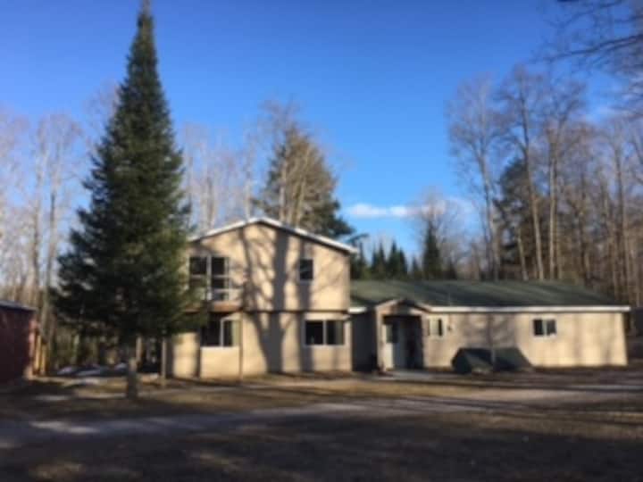 Left Side,daily,weekend,weekly Rental. - Apache Lake, Hillman