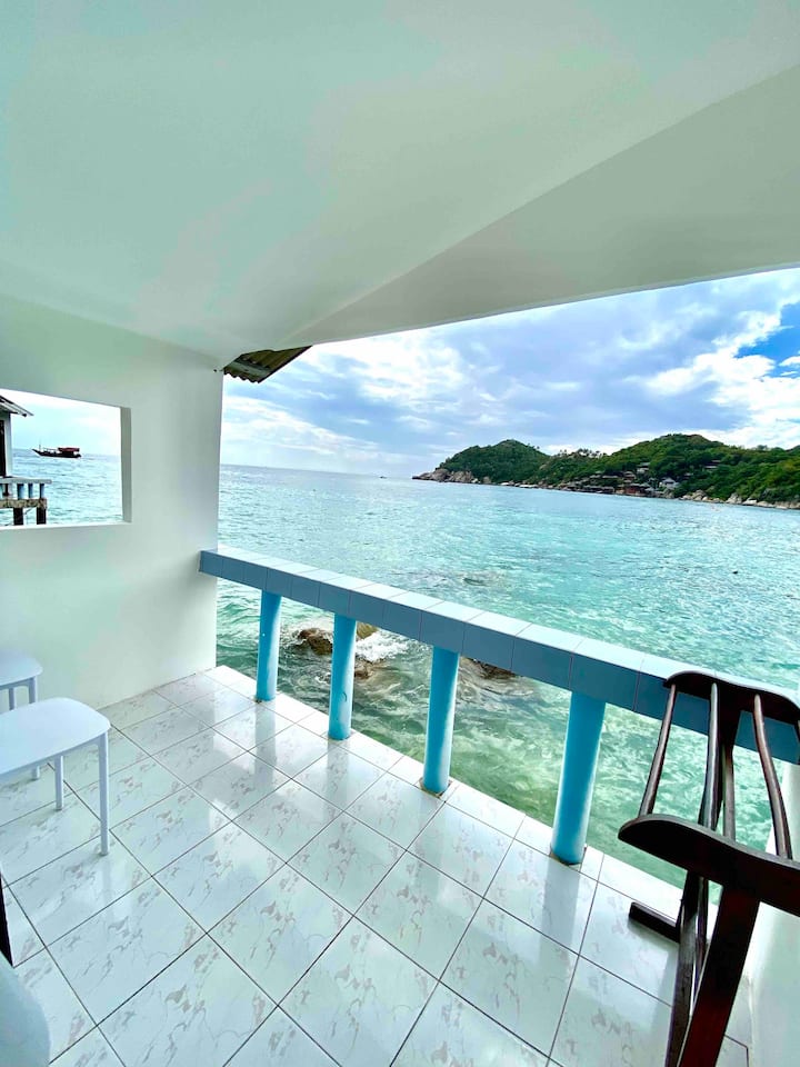 Rocky Beachfront (Sharkbay) - Ko Tao