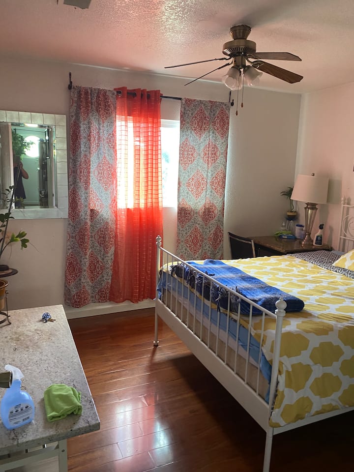 Affordable Private Room - Mountain View, CA
