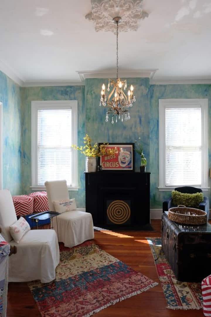 The Stella|vintageartsy Historic Victorian+parking - Savannah, GA