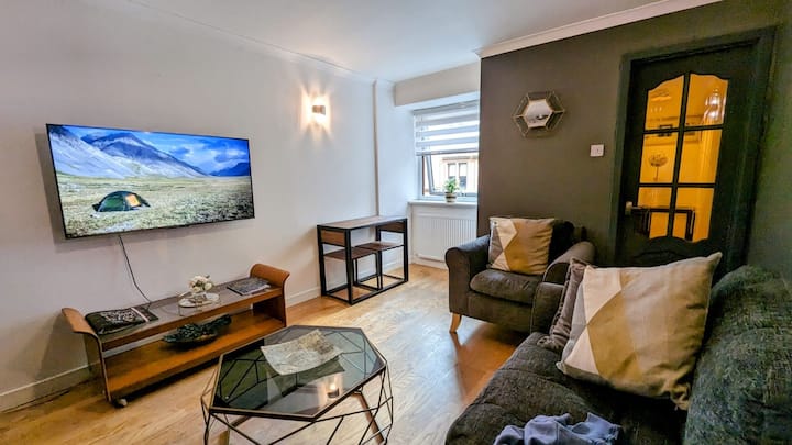 Lofthouse Duplex- Commonwealth Games Free Parking! - Glasgow