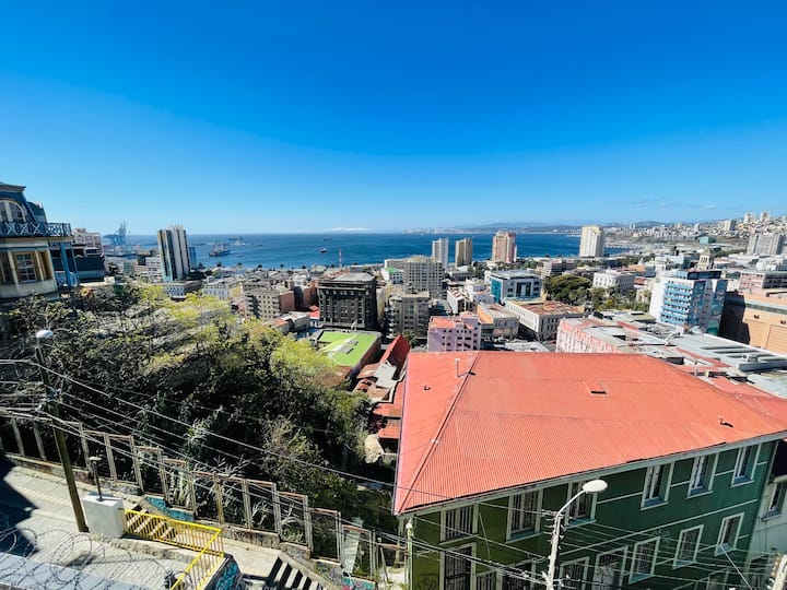Espectacular Loft, Vista Al Mar Y Estacionamiento - Valparaíso