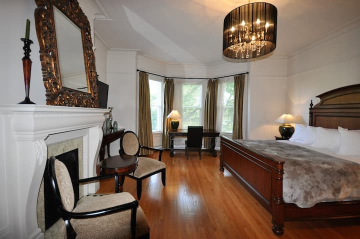 5 Star B201 Bannerman Park King Suite With Parking - 세인트 존스