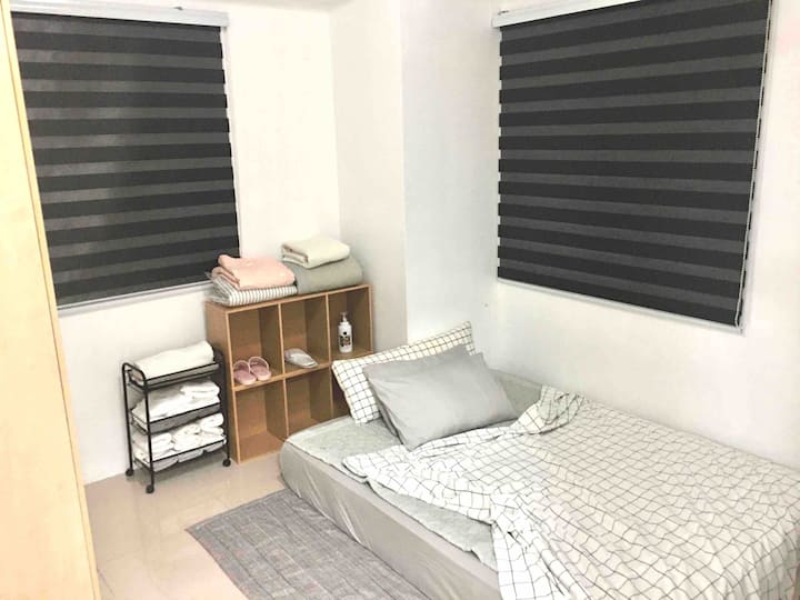 Clean And Modern 2br Family Suite Grass Residences - Quezon City