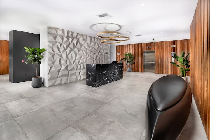 Luxury Studio Apartment W/ Loft In Hollywood - Los Ángeles, CA
