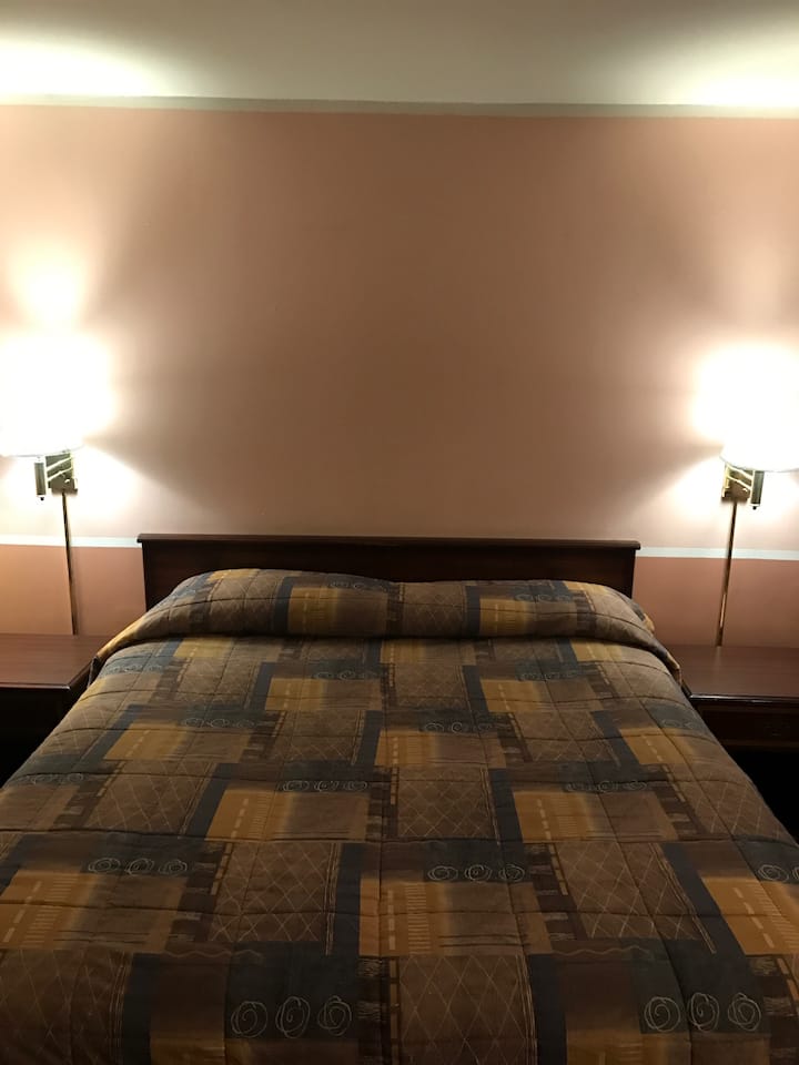 One Room With King Size Bed - Normandie