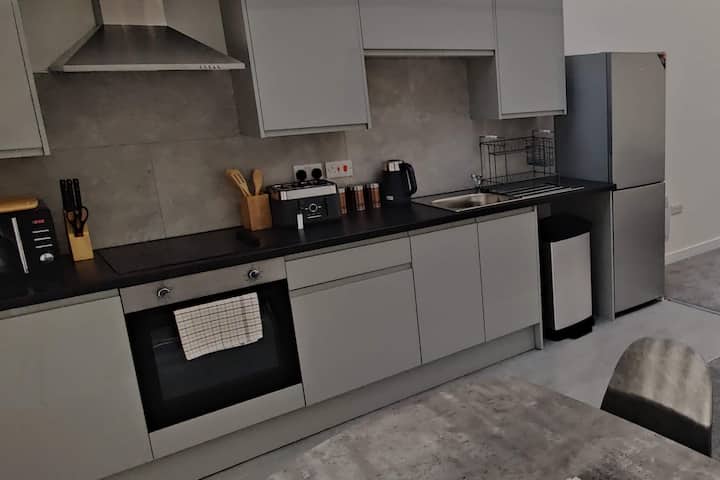 Contemporary One-bedroom Duplex In South Yorkshire - Rotherham