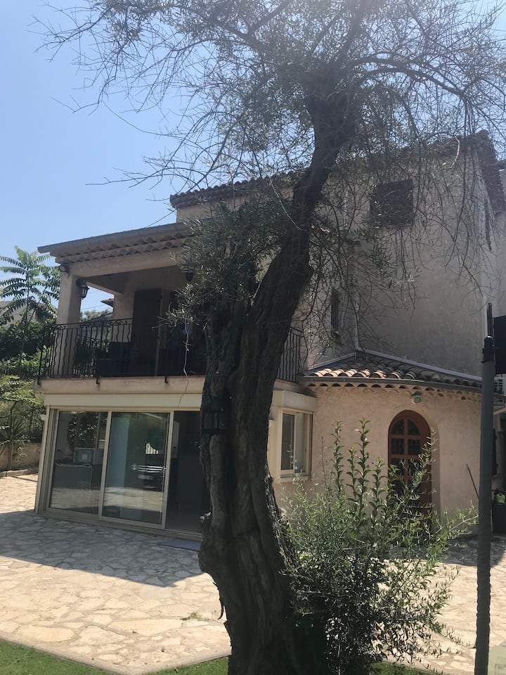 Family Villa With Ac In Every Room - Juan les Pins