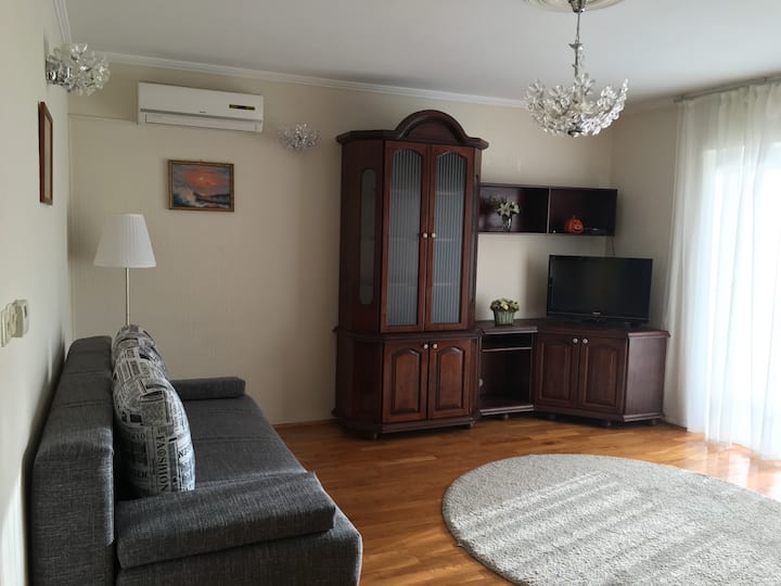 Apartments Cvijeta - Central 2 Bedroom Flat - Novalja