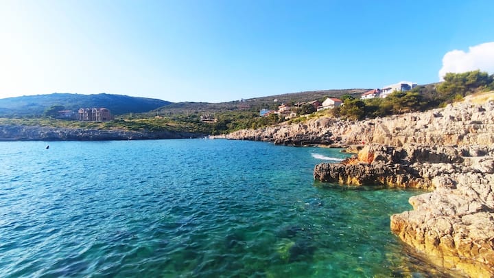 Rt Veslo Furnished Monthly Rentals and Extended Stays | Airbnb