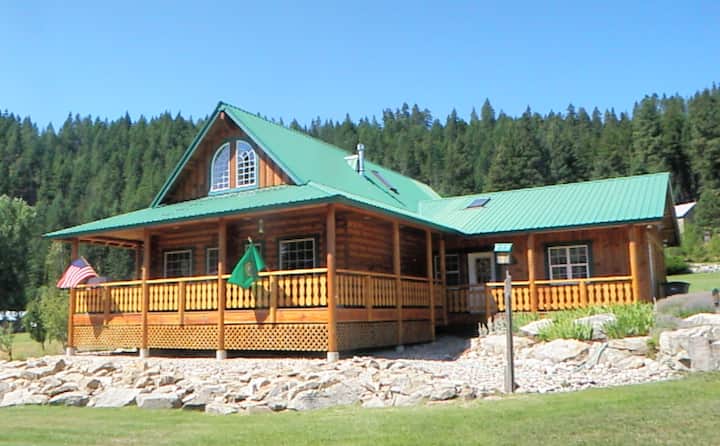 Peaceful Mountain Log Home Retreat - Lake Wenatchee State Park, Leavenworth