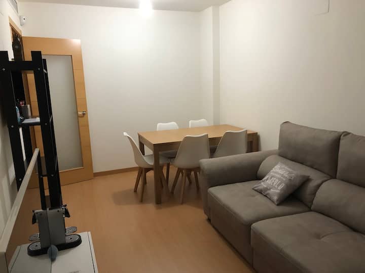 Tu Habitación Privada, Cama Grande, Gym, Piscina - Alcobendas