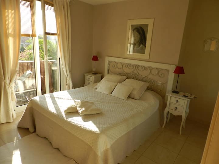 2 Pieces Haut Standing Au Coeur De Saint-tropez - Saint-Tropez