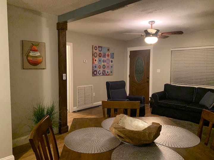 The Cozy Sanford Home - Sanford, FL