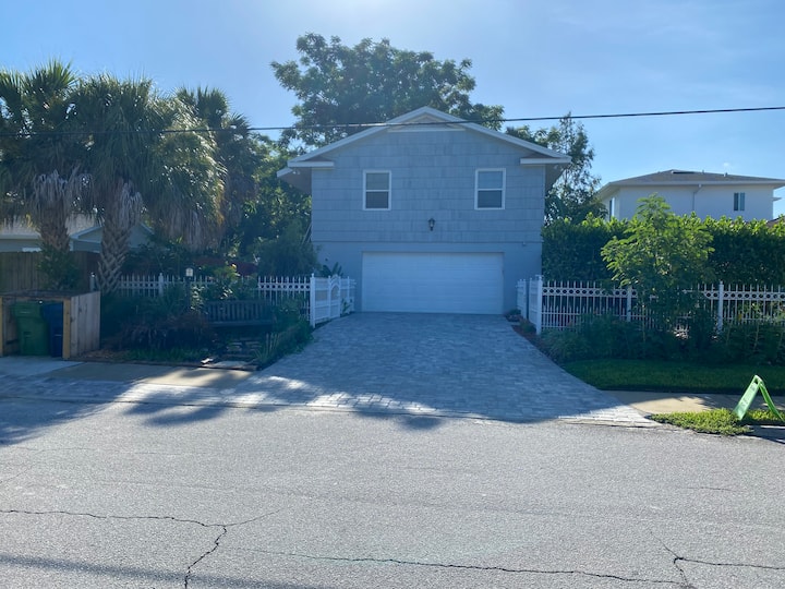 Beautiful One-bedroom Guest Suite, Private Entry. - Tampa, FL